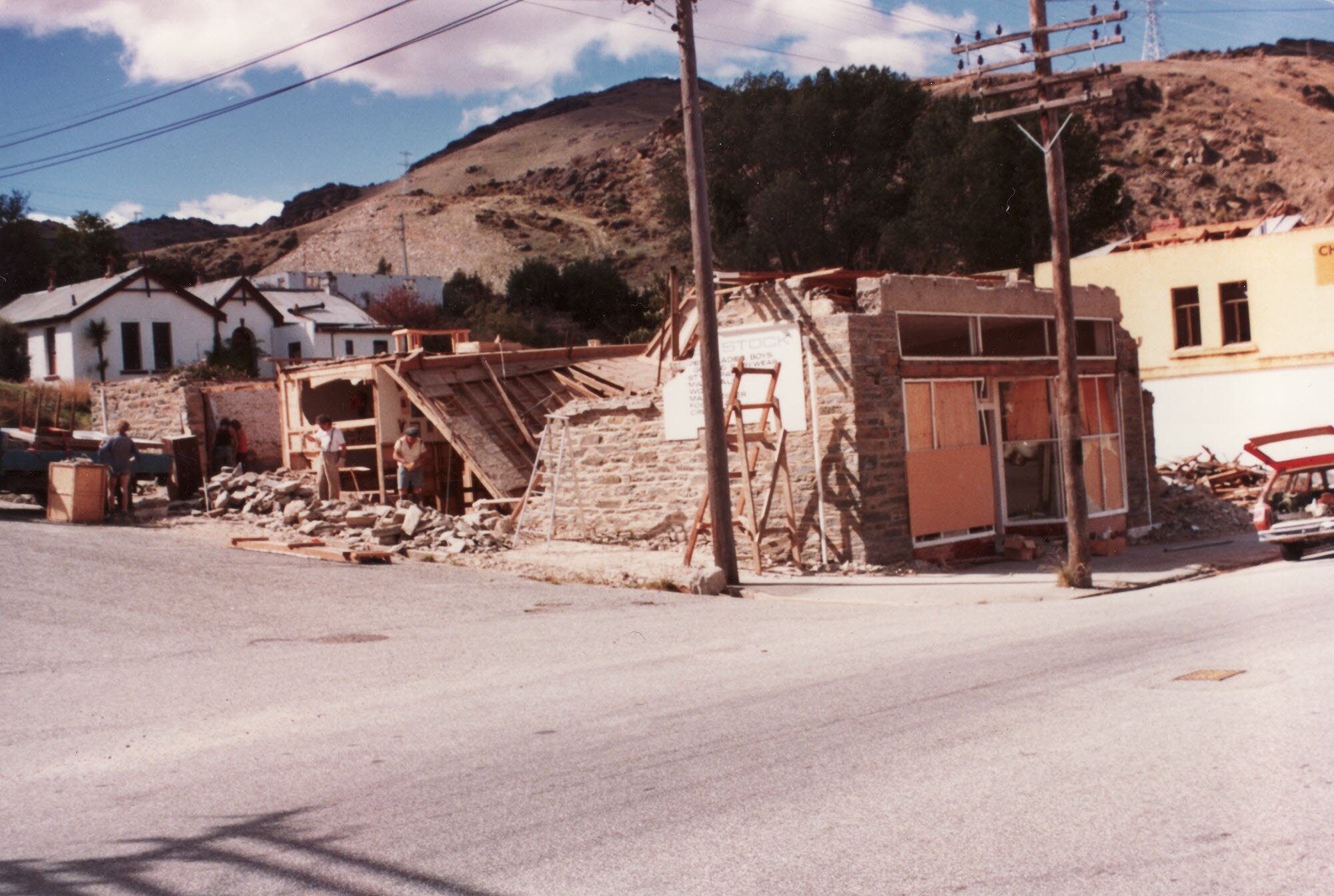 Bruce Jackson Limited demolition, Cromwell | Hocken Digital Collections